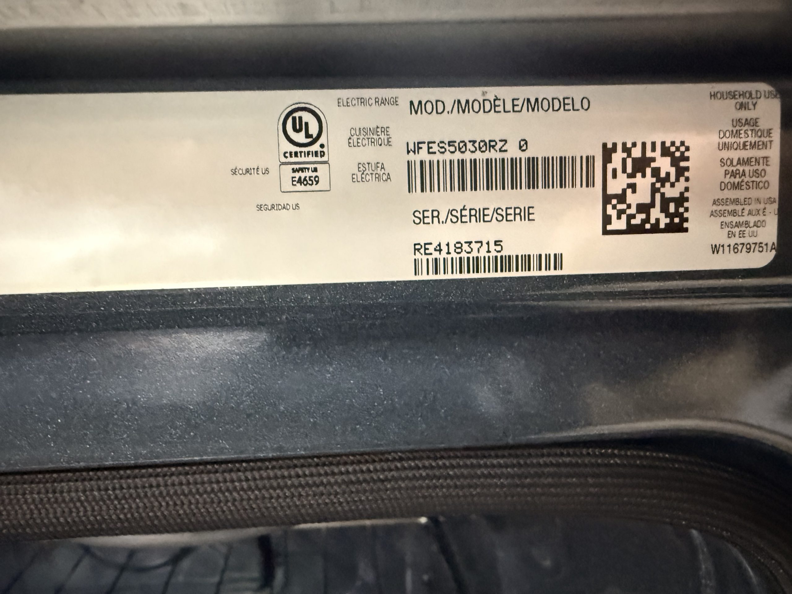 New Whirlpool Electric Stove WFES5030RZ - Discount Appliances